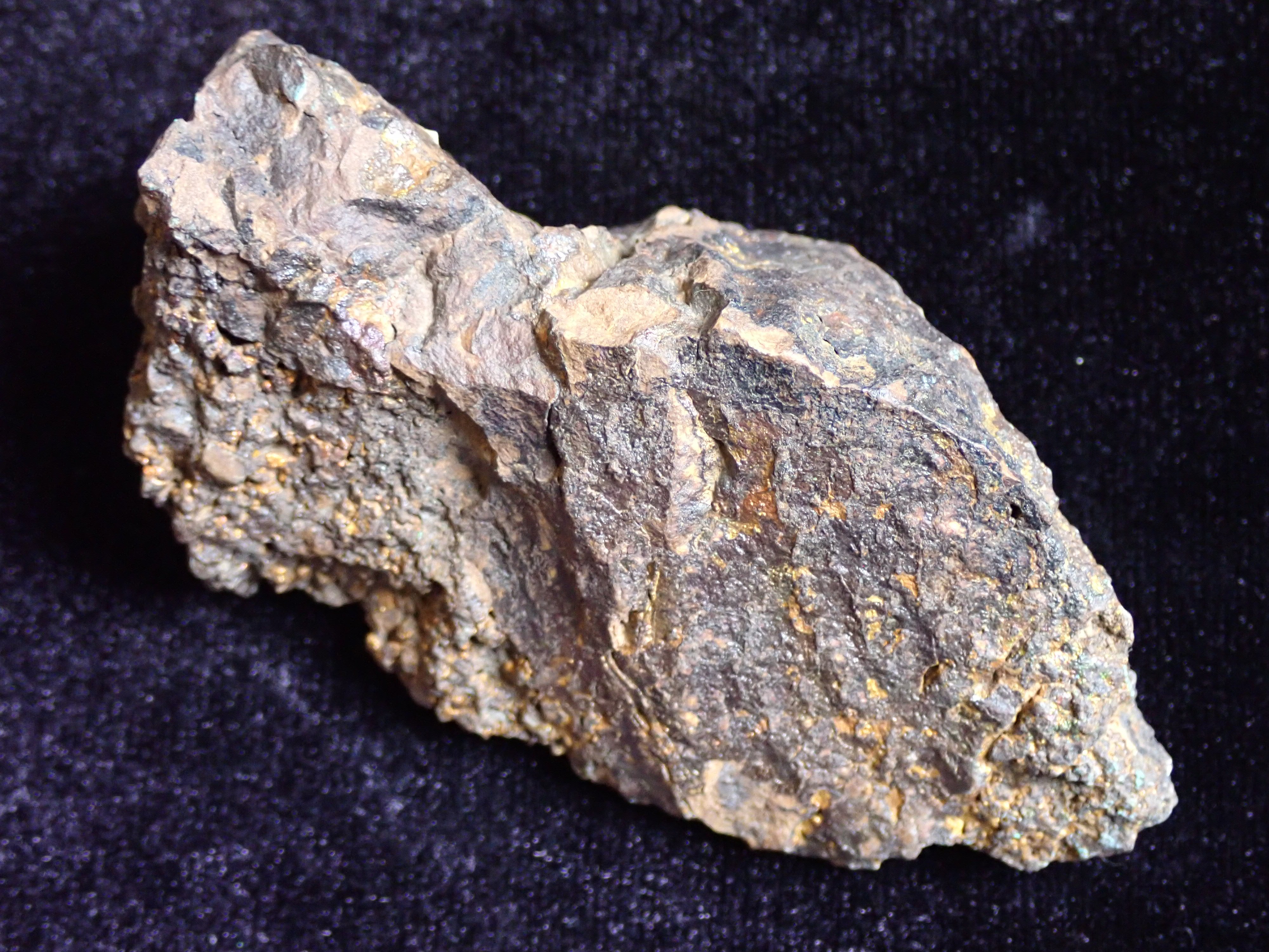 Limonit :: Pannonhalmi Főapátsági Múzeum :: MúzeumDigitár:Győr-Moson-Sopron