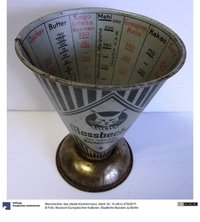 Messbecher, das ideale Küchenmass :: Museum Europäischer Kulturen ...